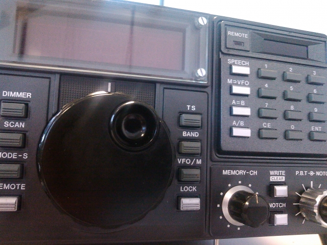 ICOM IC-R71 - Oportunidades - Catalogo | NAUCOM - Equipamento de ...